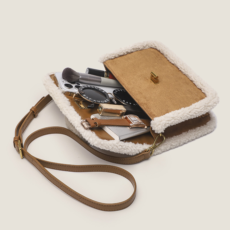 Lamb Wool Shoulder Bag - Momocolor: China Custom Bag Manufacturer