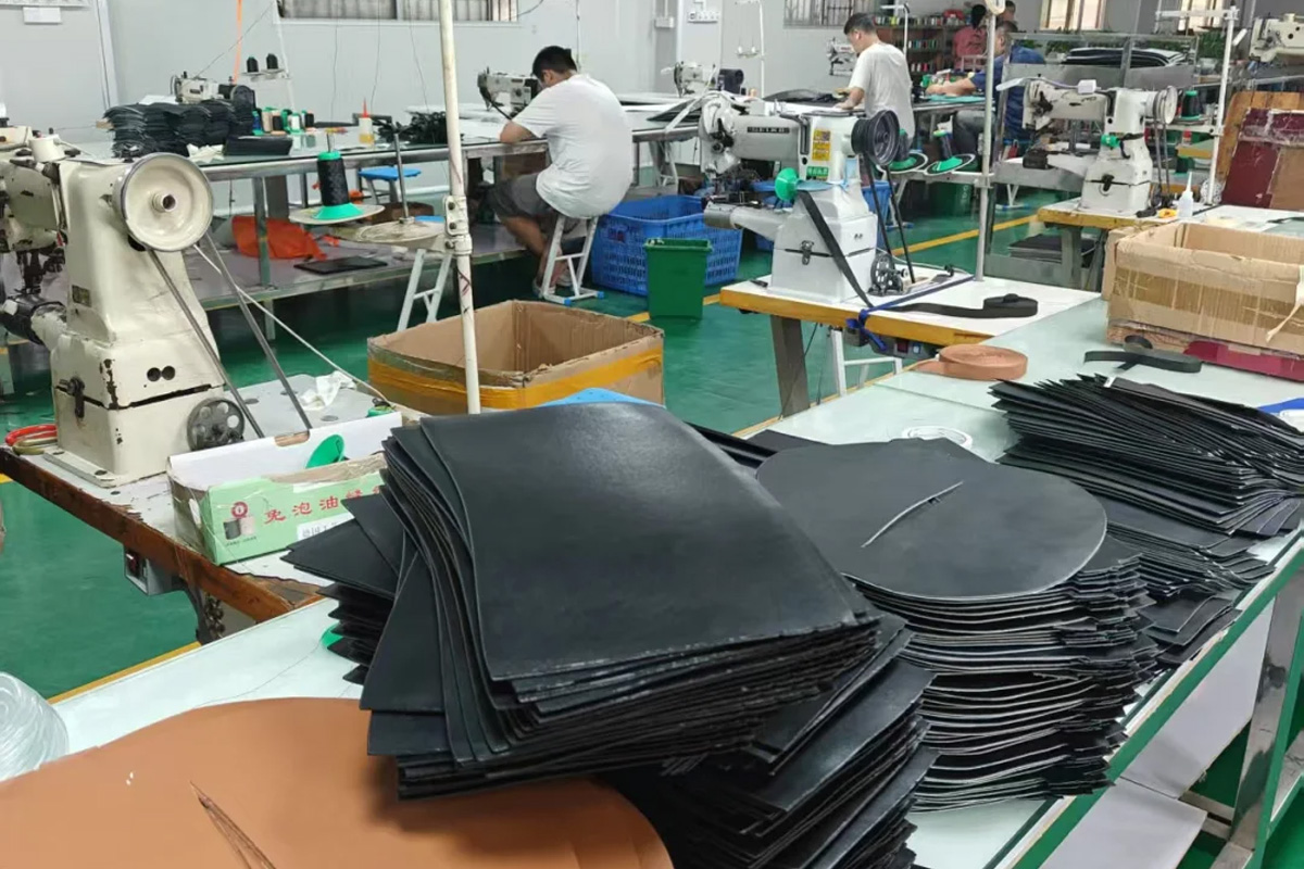 Manufacturing - Momocolor: China Custom Bag Manufacturer